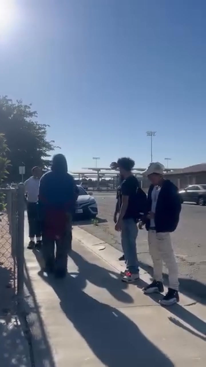 Altercation yesterday at Killdare St and Redwood Ave | AV Scanner News
